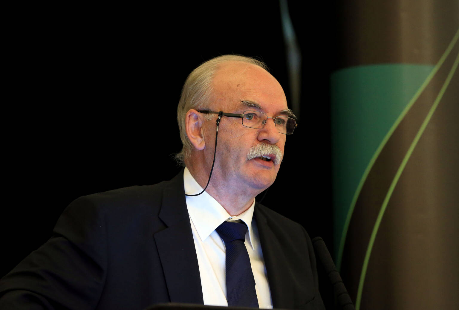 Irish Rugby | Des Kavanagh Elected IRFU President