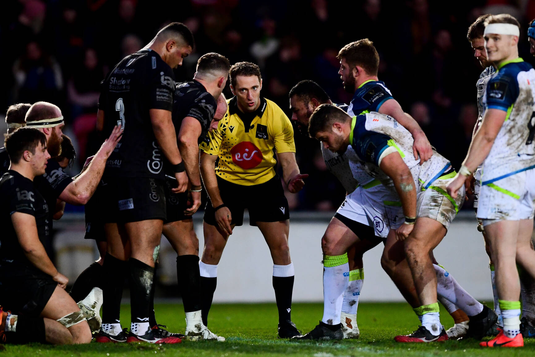 Irish Rugby | Refereeing